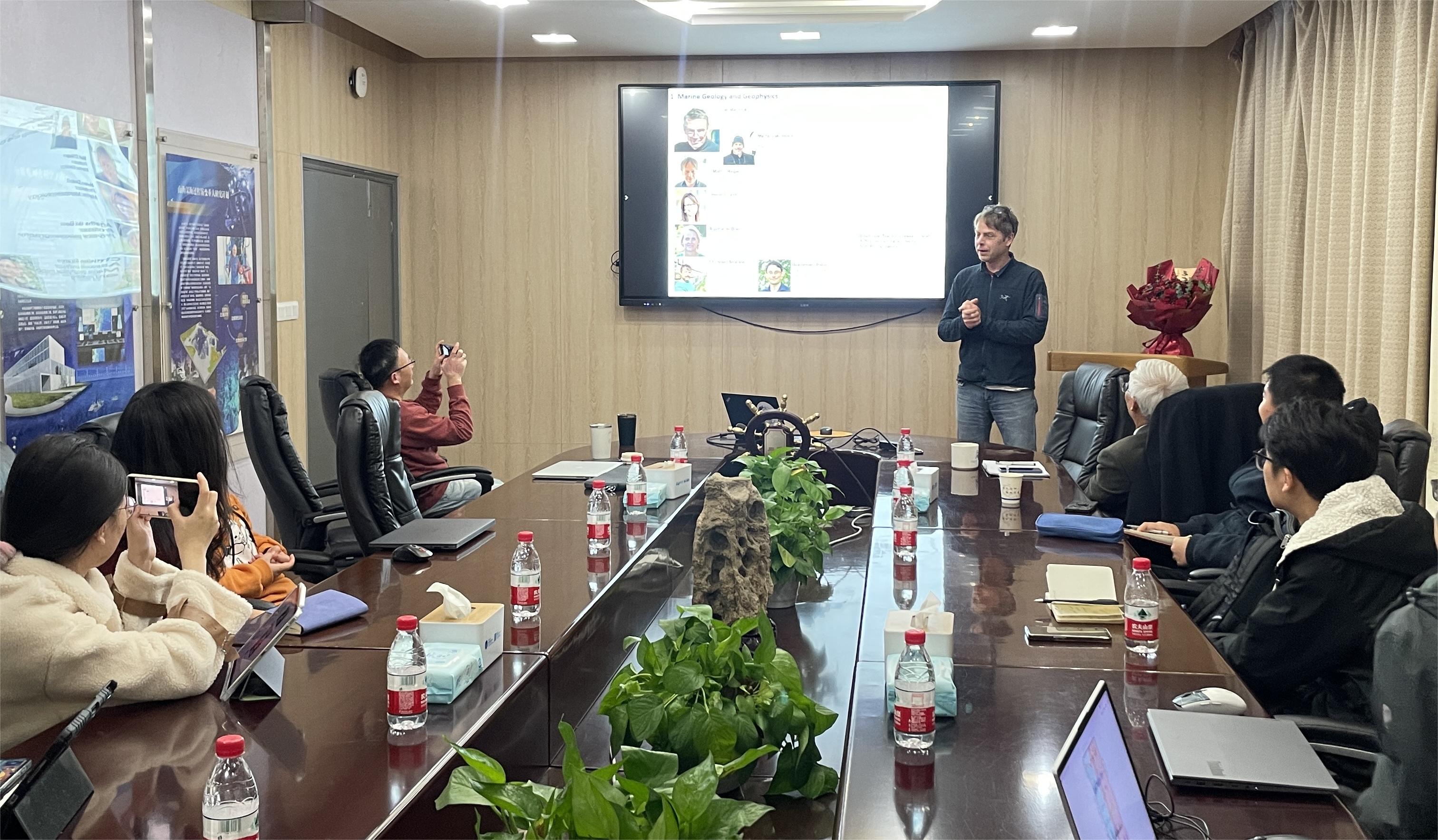 瑞典斯德哥尔摩大学Matt O’Regan教授来访交流北极古环境研究